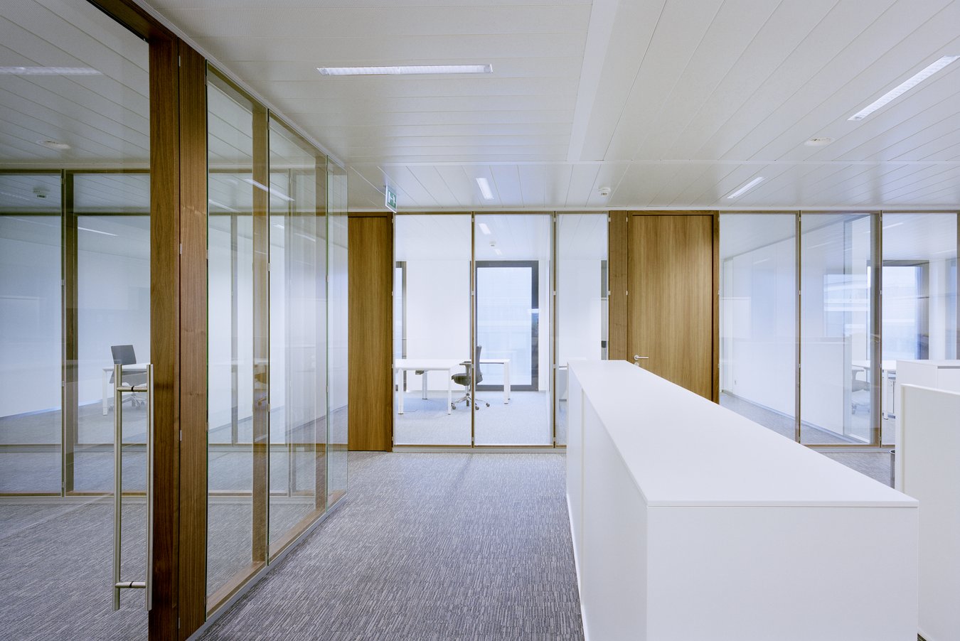 FABECK ARCHITECTES: Bâtiment administratif 'K-Point'